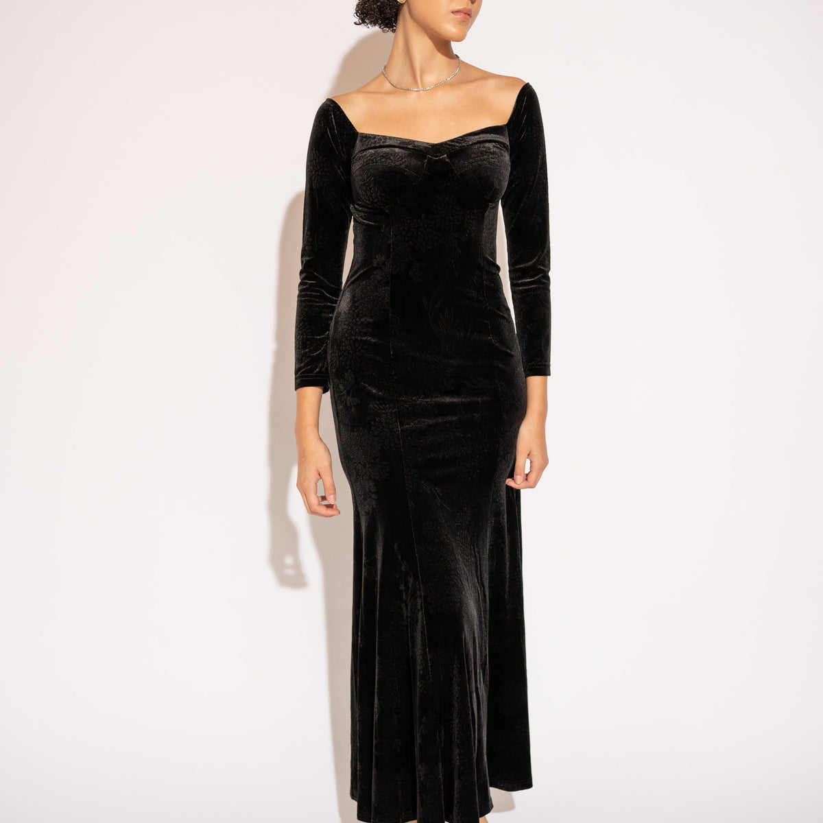 Off-Shoulder Velvet Jacquard Maxi Dress – Black – aisl dresses